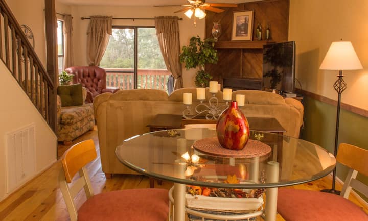 Knotty Pines Condo At Whispering Bluff - Ruidoso, NM