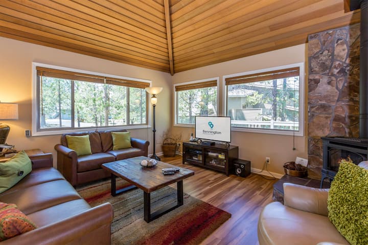 Rogue 4 - Cozy Home, A/c, Gas Fireplace, Bikes, - Sunriver, OR