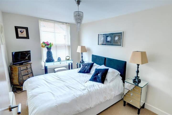 Beautiful Apartment With Sea Views In The Old Town - Scarborough