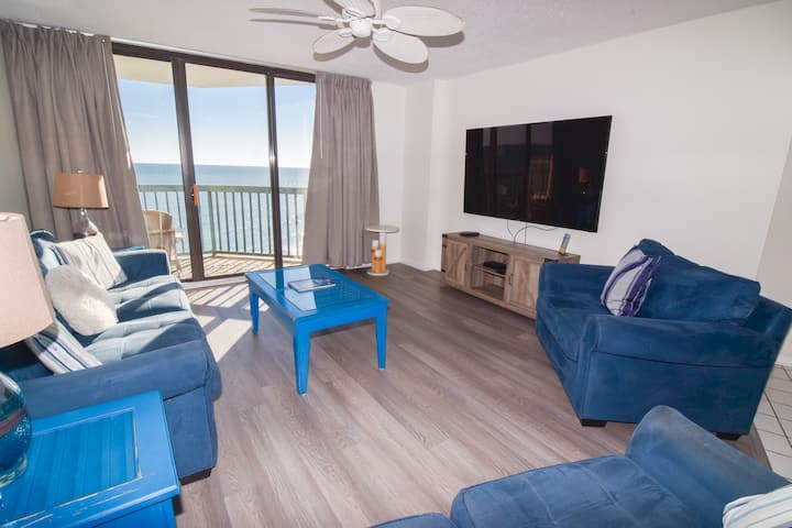 Popular And Stunning 4 Bedroom Oceanfront Condo. Ocean Drive. Great Amenities. - North Myrtle Beach, SC