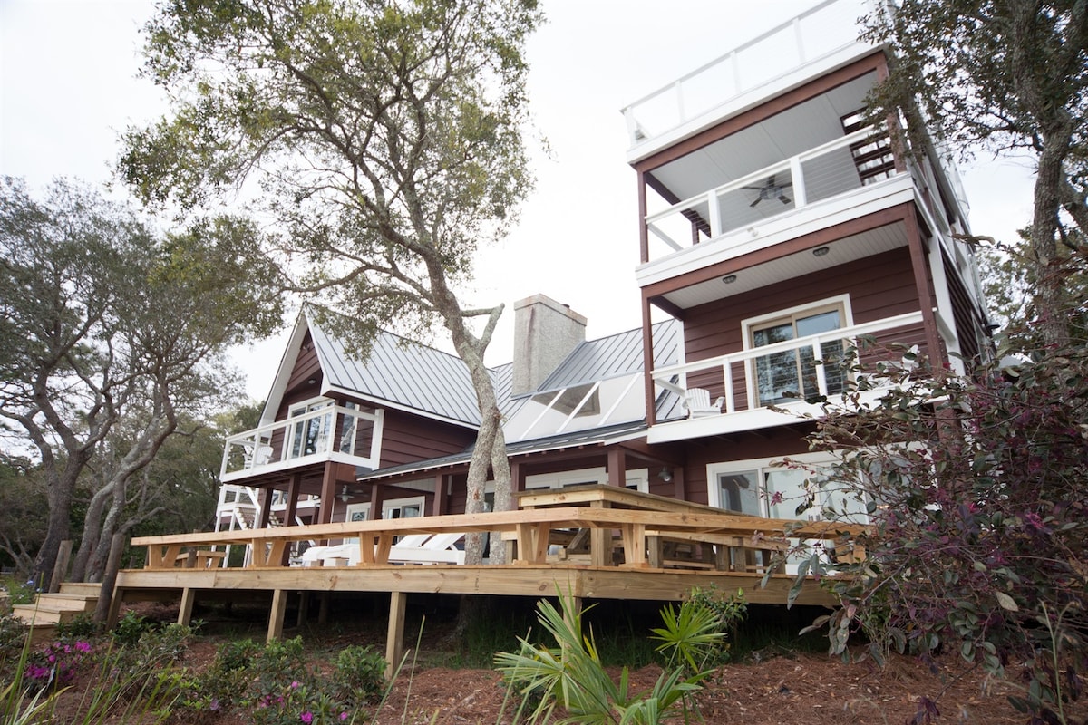 Bayfront Lodge-Beautiful & Unique East Bay Retreat - Houses for Rent in ...