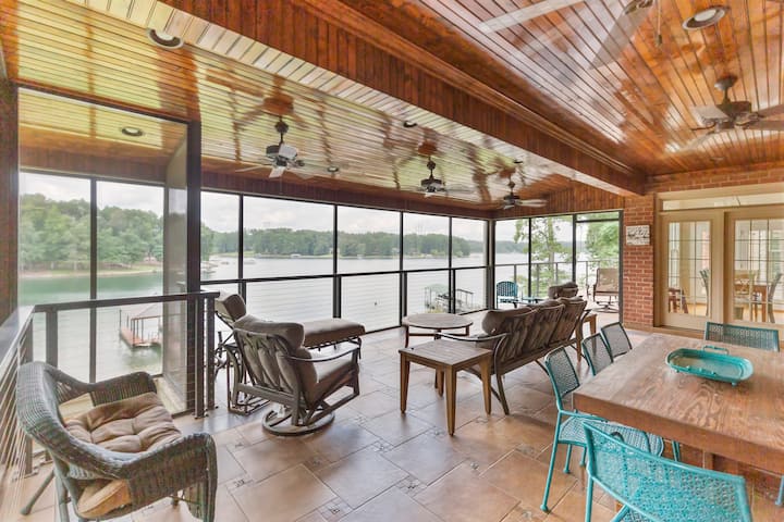 Summer's Way 9 Bedroom Family Getaway - Clemson