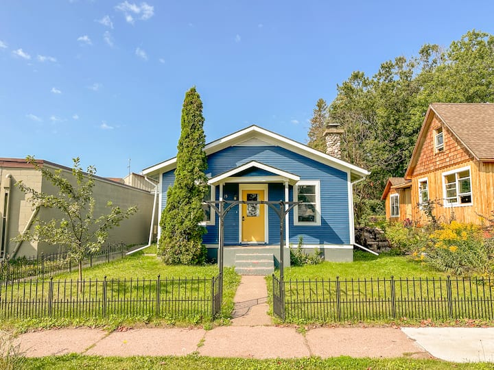 Grand Marais Retreat In Grand Marais, Mn - Grand Marais