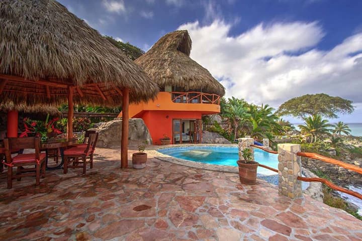 Paraiso (Paradise), Ocean-front Getaway In A Private Magical Community - Playa Platanitos