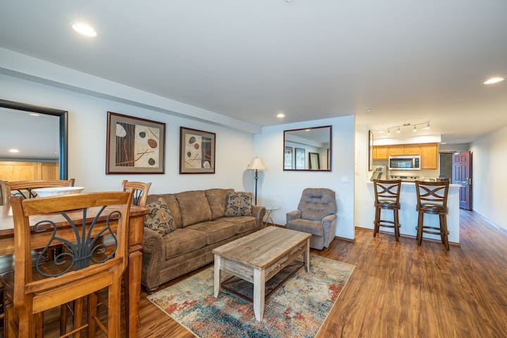 Grandview 621 Waterfront Condo On Lake Chelan - 奇蘭湖