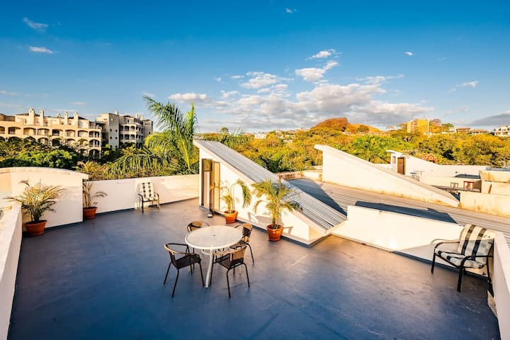Private Rooftop Terrace Convenient In Center Of To - Tamarindo