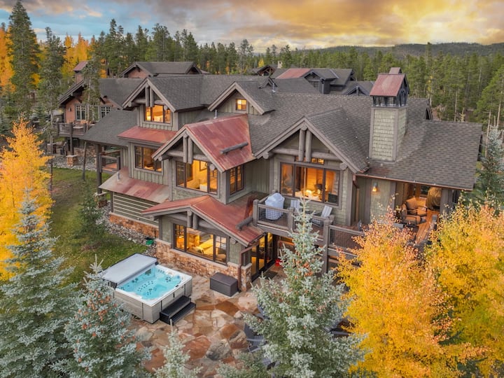 Monarch At Shock Hill: Elegant Home W/ Hot Tub, Fi - Breckenridge, CO