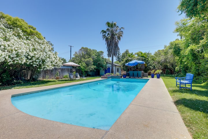 Family Home W/ Pool ~ 7 Mi To Downtown Sacramento! - Sacramento