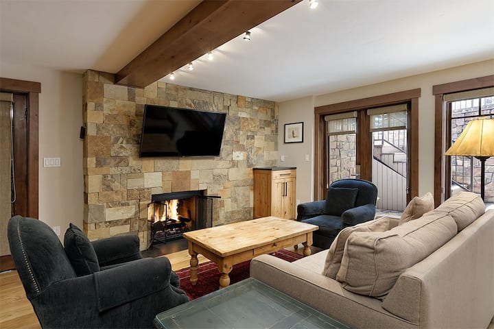 Fasching Haus Unit 12 - Aspen, CO