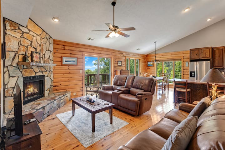 Cozy Mountain Home Near Downtown - Blowing Rock, NC