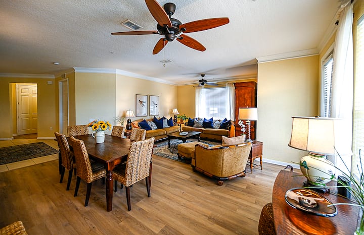 Gorgeous 3 Bed Lakeview, Vista Cay - 1010 - Orlando, FL