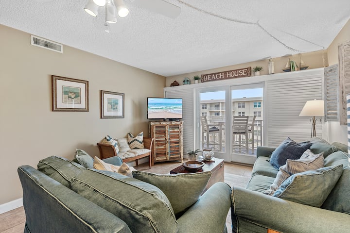 Beautiful Views In Quiet Well-maintained Complex - Ponce Inlet, FL