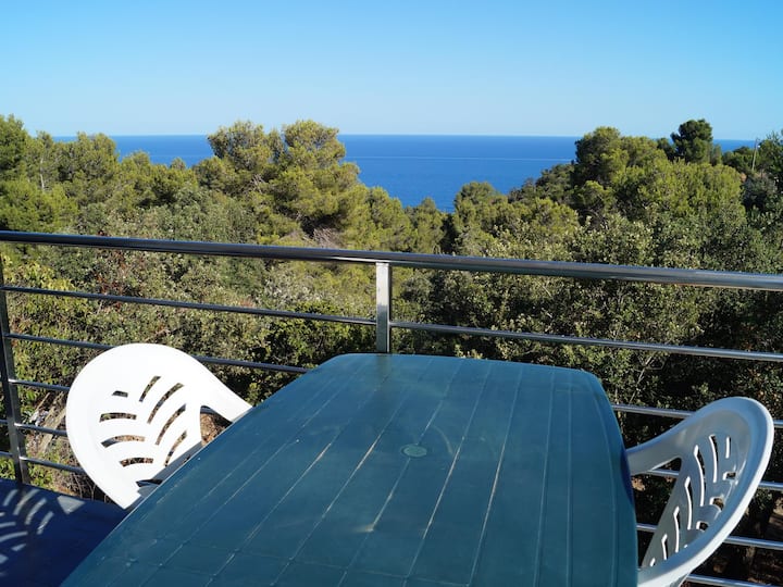 85 M² Villa ∙ 4 Habitaciones ∙ 8 Huéspedes - Tossa de Mar