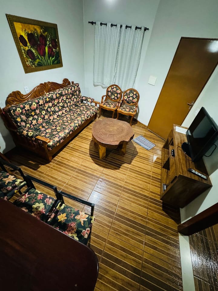 Casa Flor Do Ipê C/ Ar E Wi-fi óTima Localização - Mato Grosso (estado)