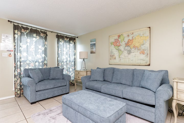 Beachside Retreat | Steps From The Waves - Corpus Christi, TX