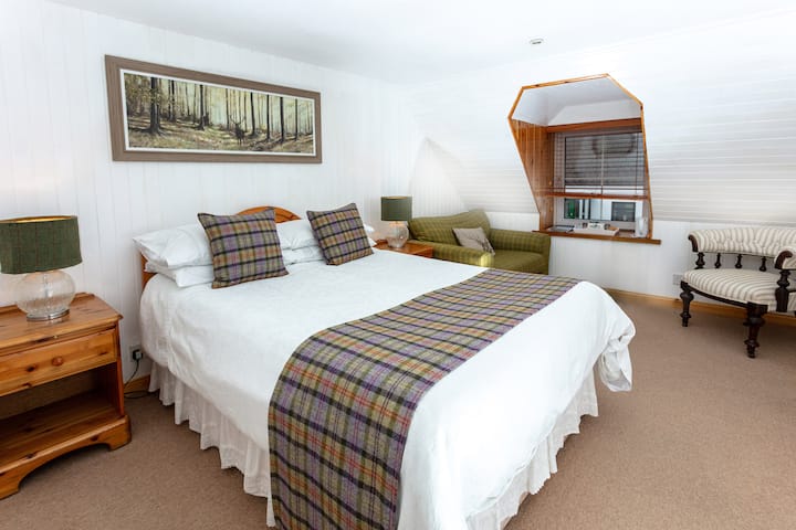 Double Room-standard-private Bathroom-breakfast In - Ullapool
