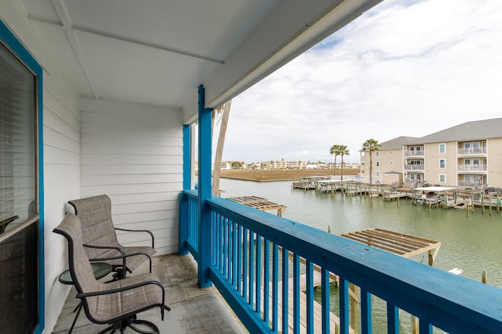 Waterfront Condo | Canal, Pool Views & Boat Slip - Corpus Christi, TX