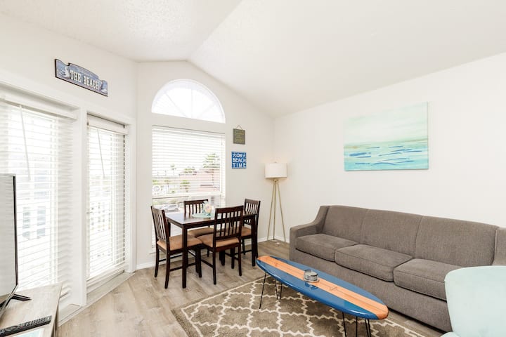 Coastal Getaway | Pool, Hot Tub & Scenic Views - North Padre Island, TX