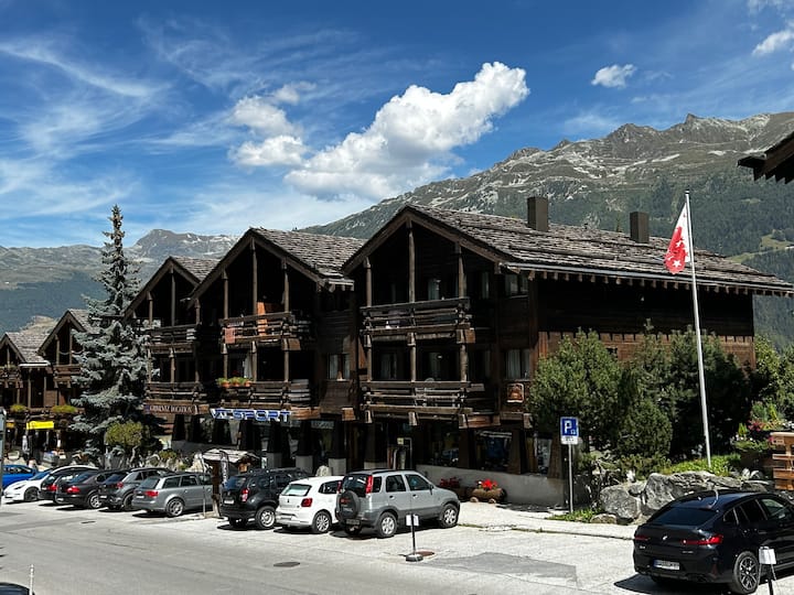 Tarcianne B 03 - Grimentz