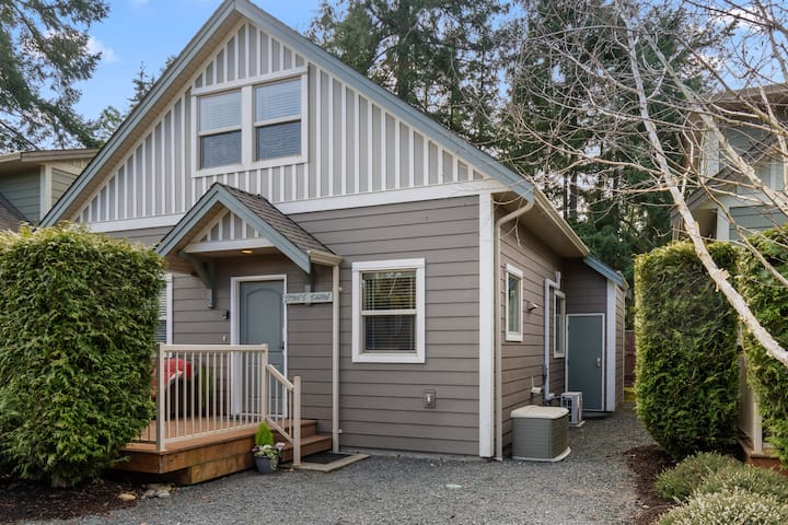 3 Bedroom Cottage Close To Rathtrevor Beach, Mini - Parksville