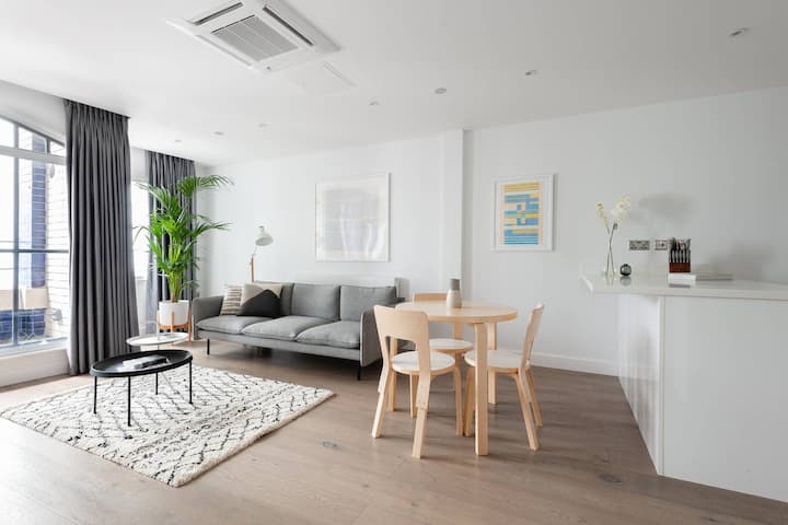 Leicester Square Oasis - Netflix, Ac - Londres