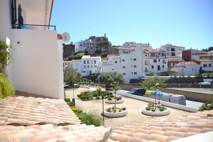 101.90_appartement Avec 2 Chambres Dans Le Centre - Cadaqués