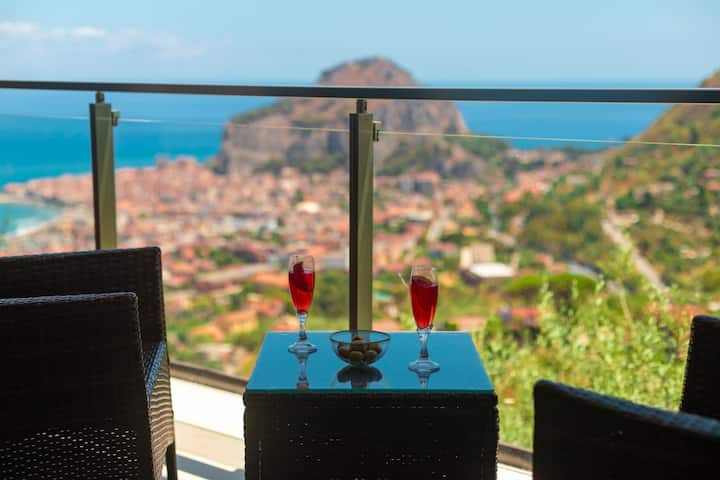Modern And Spacious Apartment With Sea View - Cefalú
