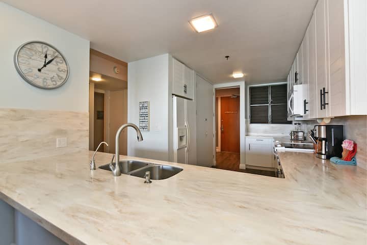 Oceanfront 2bd Amazing Views-sands Of Kahana 316 - Maui, HI