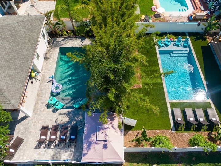 Luxe Compound: 2 Homes With 2 Heated Pools - Ponte Vedra Beach, FL