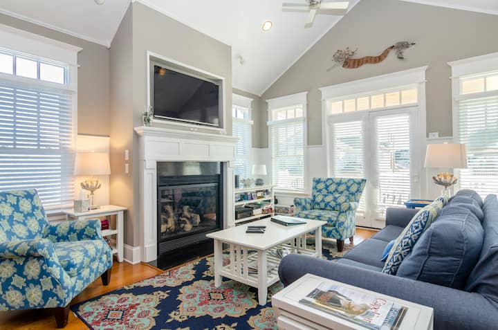 Inviting 4 Bedroom Oceanside Townhome - W229 - Wrightsville Beach, NC