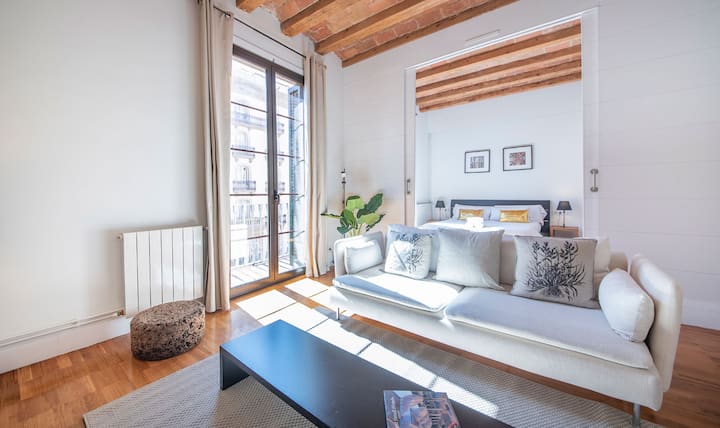 Two Bedroom With Balcony In Pelai - You Stylish - Barcelona