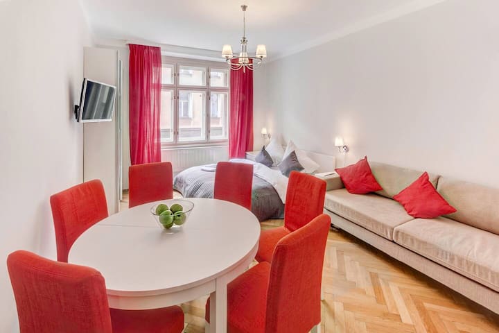 Classic 2bdr Suite By Ruterra - Prague