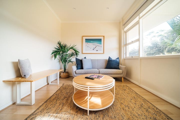 Beachy Keen On Moseley—laid-back Stay By The Jetty - Glenelg