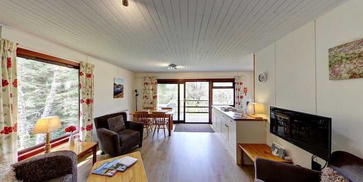 Heron Lodge - Loch Lomond, United Kingdom