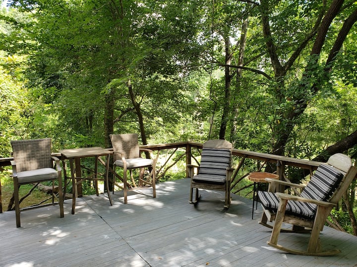 Little Lost Cabin - Secluded Forest Retreat - Mississippi
