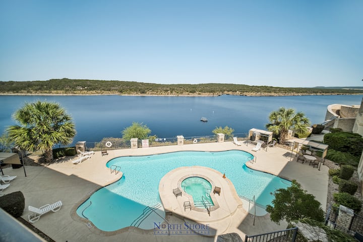 Villa 3225 - Panoramic Lakeview Wifi Washer/dryer - Lago Vista, TX