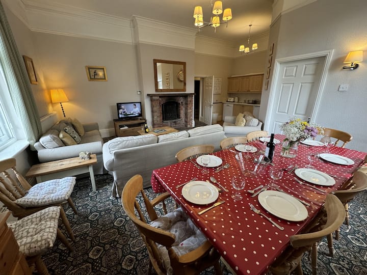 Rural Property, Large Grounds, Great Walks Nearby - Castleton