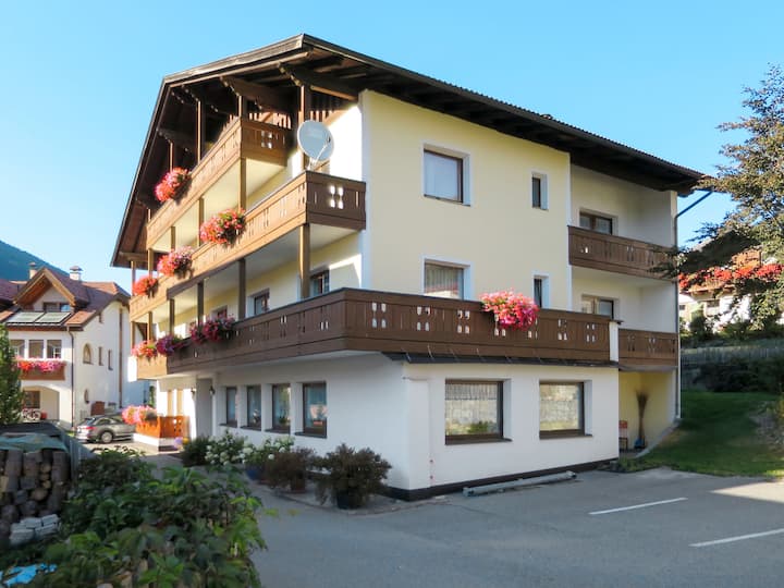 Haupthaus Schönblick (Svh119) By Interhome - Watles