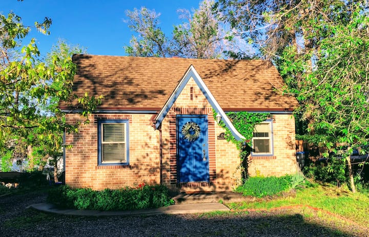 The Golden Bungalow-2 Bedroom - Golden, CO