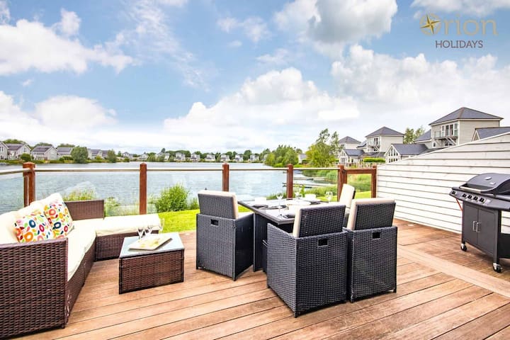 Summer Lake 32b, Meadowlark - Waterside Holiday Lodge, Tennis Court, Sleeps 7 - Cirencester