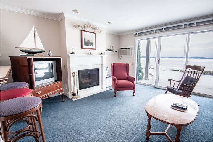 110 Water Street Inn - Boyne City, MI