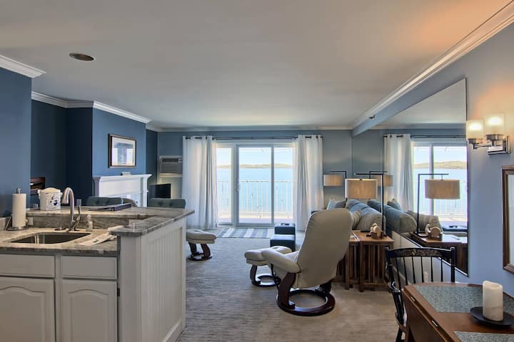 208 Water Street Inn - Boyne City, MI