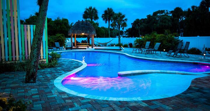 335 Canal Rd - Siesta Key Village Condo - Siesta Key, FL