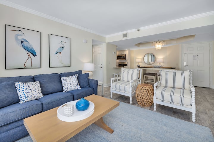 Only Steps From The Beach! Oceanfront Condo! - Brunswick, GA