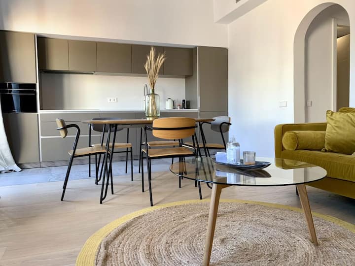 Sunny Apartment 3bed With Terraze - Barcelona