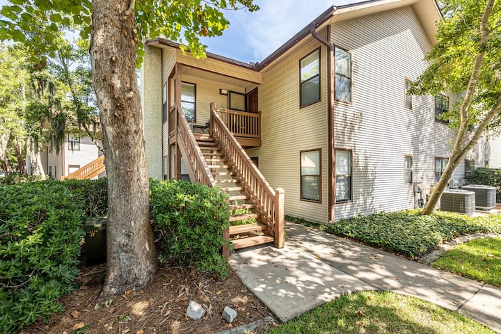 Enjoy Being Steps From The Pier Village At #508! - Sea Island, GA