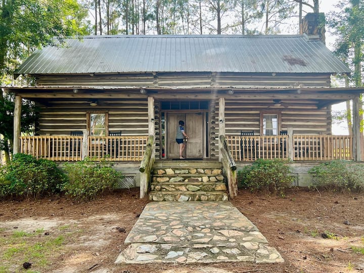 House-family-ensuite With Shower-pool View-demott - Georgia, GA