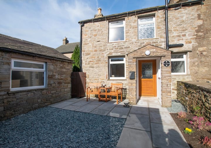 Hillyard - Hawes