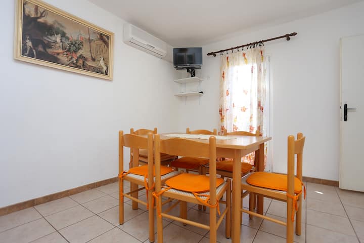 A-16656-c Appartement De Deux Chambres Avec Le - Supetar