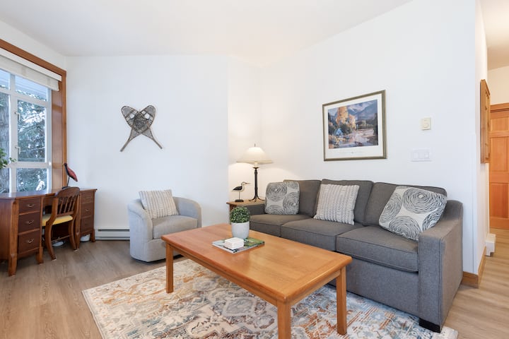 Townhouse Near Village W/ Parking & Bbq - ウィスラー